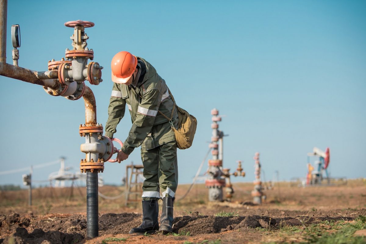 China's CNOOC finally agrees to invest in Uganda's oil – IPSK